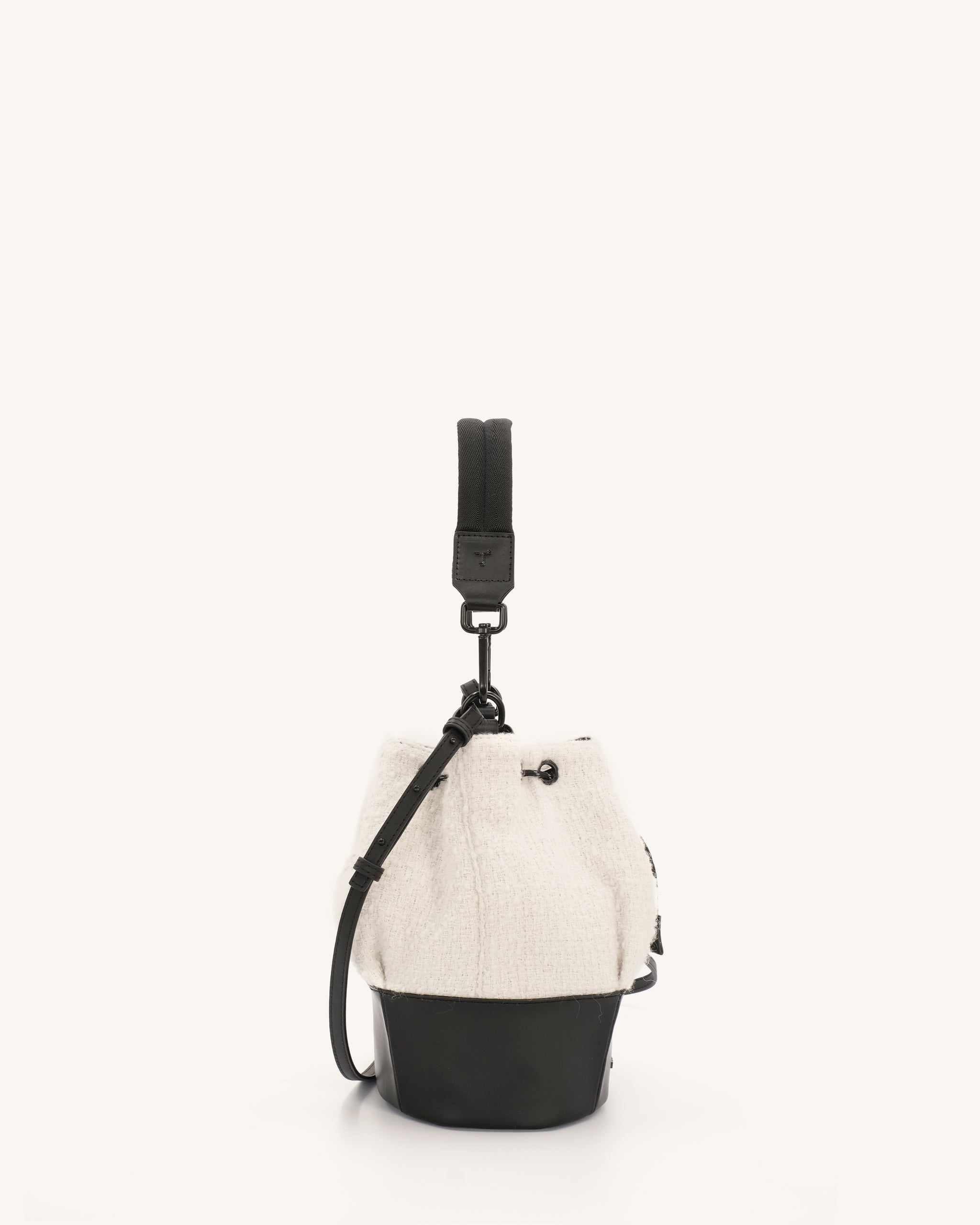 IRL Bucket Bag - Coconut Boucle – TRANSIENCE